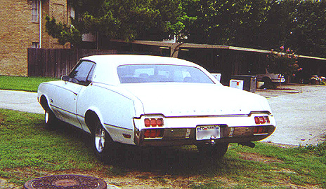 Jeff Herbert's 1972 Cutlass Supreme Holiday Hardtop